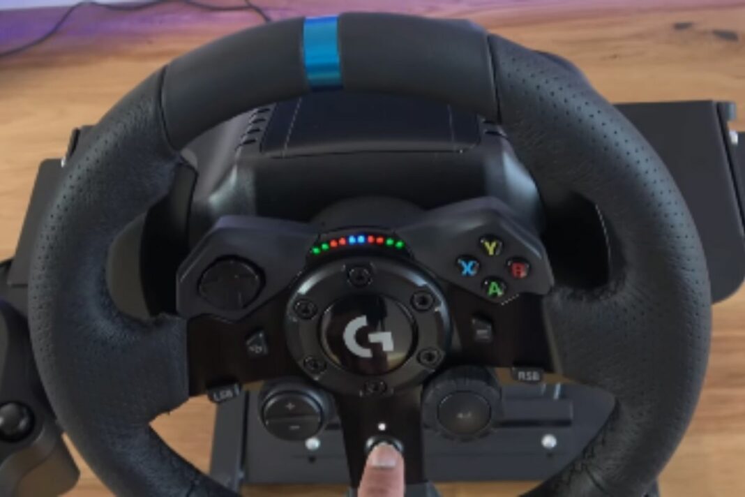 How to Use Mic with Your Logitech G920 Driving Force Racing Wheel